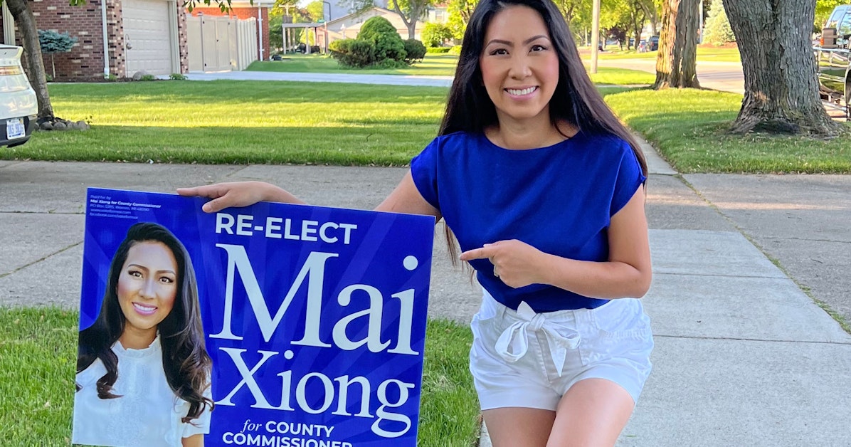 Knocking doors with Mai Xiong · Mobilize